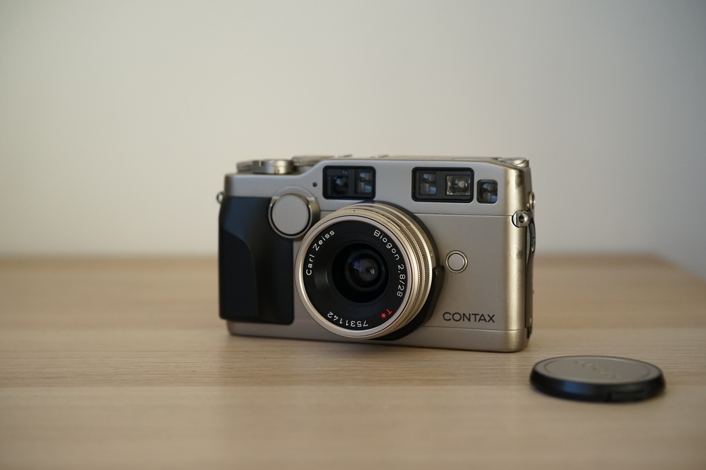Contax G2 + 28mm Revisé